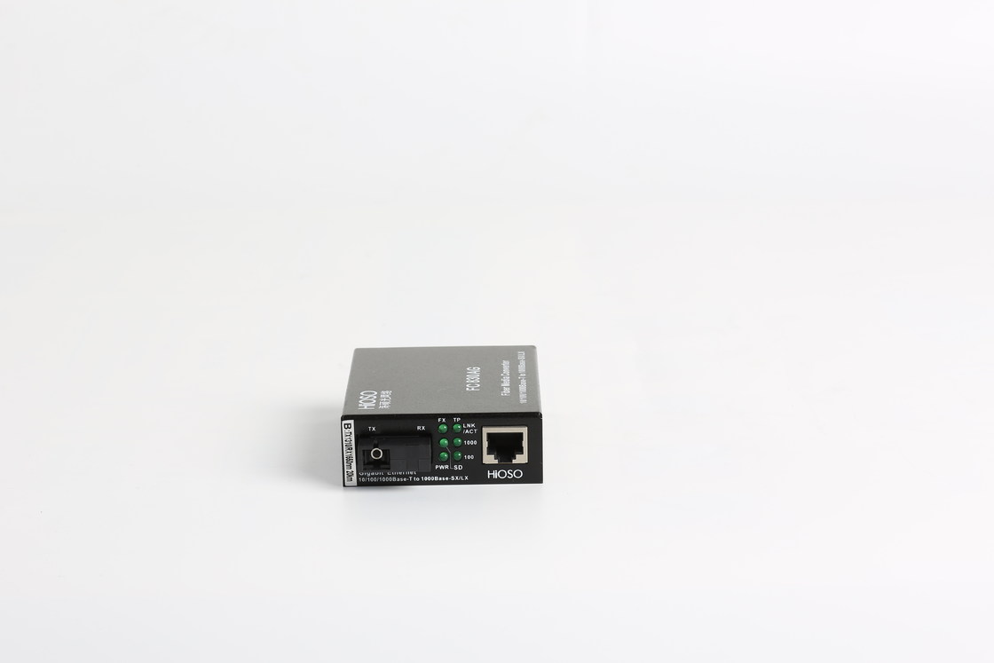 CCC Approval 1 FE 1 FX Port Fiber Optic To Ethernet 10/100/1000Mbps